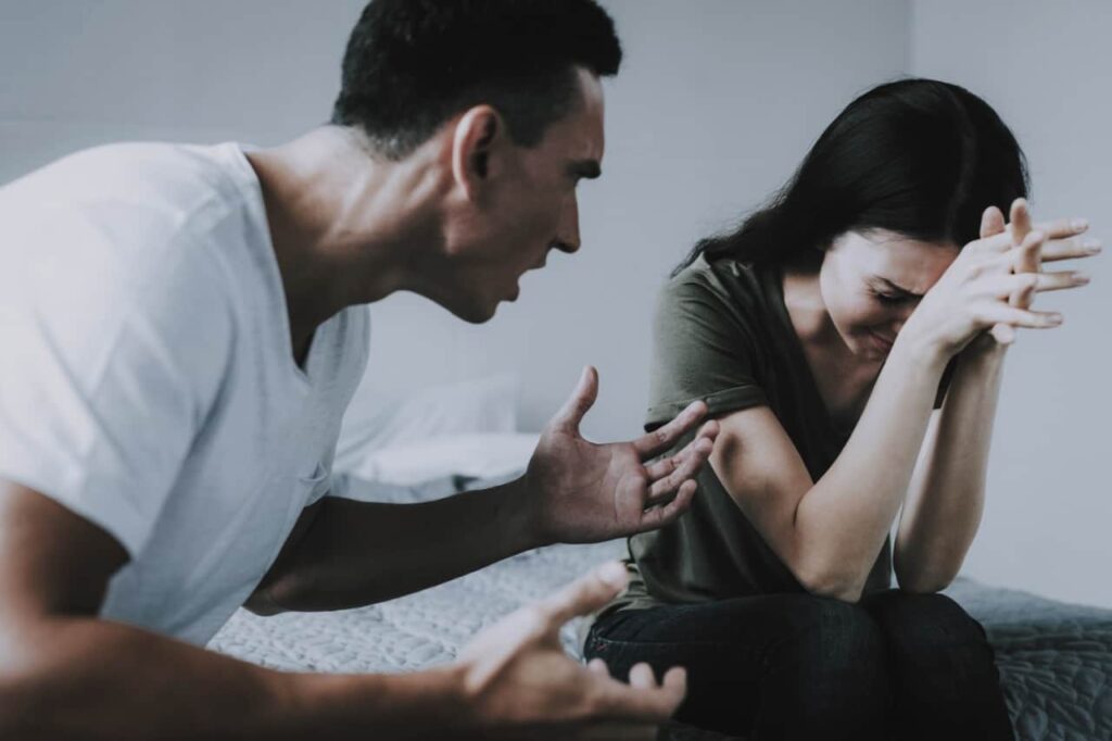 Is It Normal For My Boyfriend To Hit Me? - Ada Jennifer